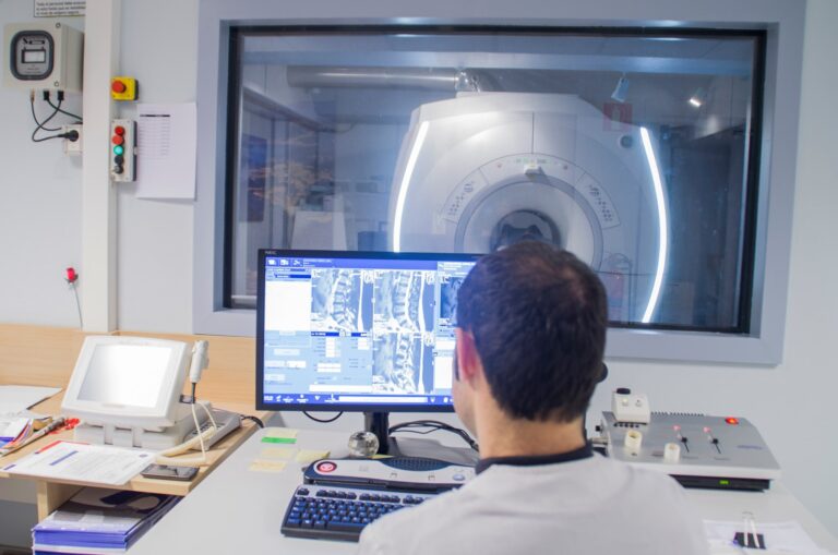 Qué es un escáner y en qué se diferencia de un TAC - Grupo Scanner Vizcaya